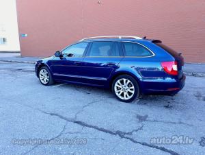 Blue Skoda SuperB 2011 in Tallinn, with an engine capacity of 2.00 L and mileage of 342 thousand km for 4990 €, photo 2 on AUTOMOTO.COM.LV