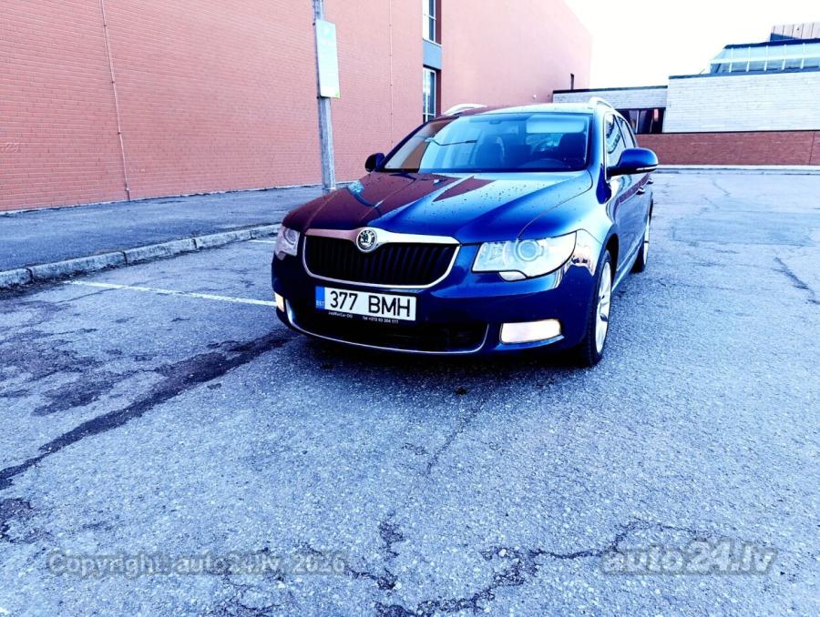 Blue Skoda SuperB 2011 in Tallinn, with an engine capacity of 2.00 L and mileage of 342 thousand km for 4990 €, photo 6 on AUTOMOTO.COM.LV