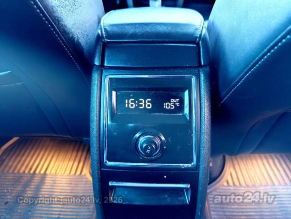 Zils Skoda SuperB 2011 Tallina, ar dzinēja tilpumu 2.00 L un nobraukumu 342 tūkst. km par 4990 €, foto 11 vietnē AUTOMOTO.COM.LV