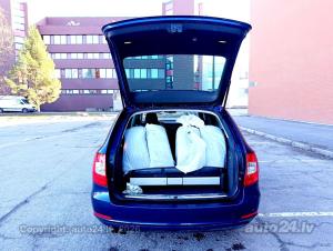 Blue Skoda SuperB 2011 in Tallinn, with an engine capacity of 2.00 L and mileage of 342 thousand km for 4990 €, photo 14 on AUTOMOTO.COM.LV