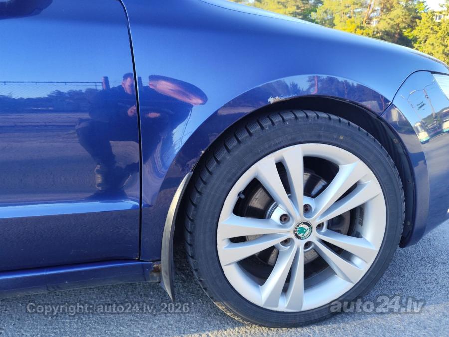 Blue Skoda SuperB 2011 in Tallinn, with an engine capacity of 2.00 L and mileage of 340 thousand km for 4800 €, photo 20 on AUTOMOTO.COM.LV