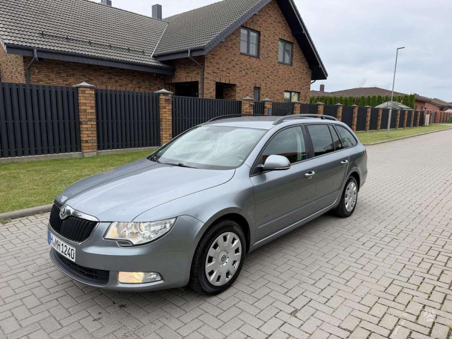 Zils Skoda SuperB 2011 Klaipėda, ar dzinēja tilpumu 1.39 L un nobraukumu 241 tūkst. km par 2950 €, foto 1 vietnē AUTOMOTO.COM.LV