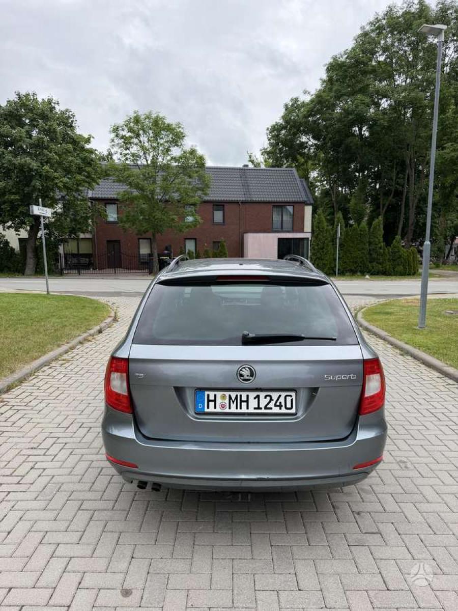 Zils Skoda SuperB 2011 Klaipėda, ar dzinēja tilpumu 1.39 L un nobraukumu 241 tūkst. km par 2950 €, foto 7 vietnē AUTOMOTO.COM.LV
