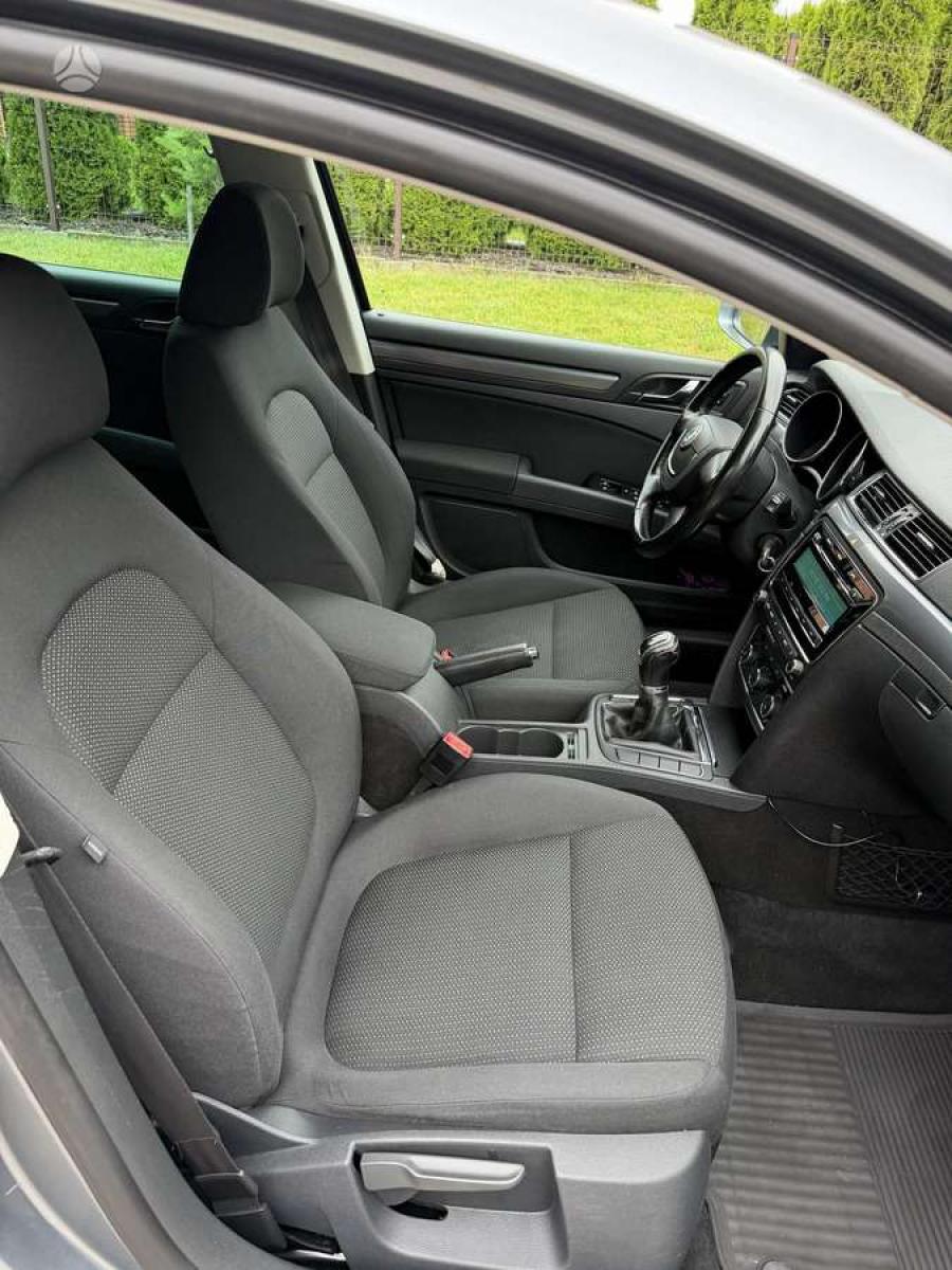 Zils Skoda SuperB 2011 Klaipėda, ar dzinēja tilpumu 1.39 L un nobraukumu 241 tūkst. km par 2950 €, foto 13 vietnē AUTOMOTO.COM.LV