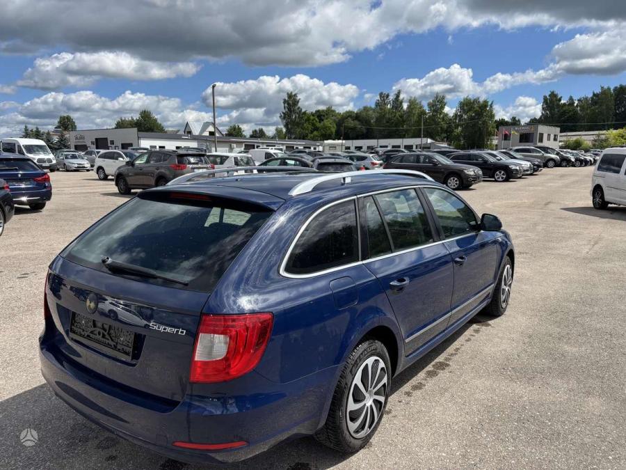 Zils Skoda SuperB 2011 Utena, ar dzinēja tilpumu 1.80 L un nobraukumu 191 tūkst. km par 4300 €, foto 1 vietnē AUTOMOTO.COM.LV