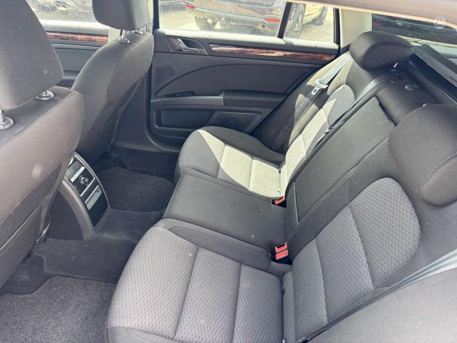 Zils Skoda SuperB 2011 Utena, ar dzinēja tilpumu 1.80 L un nobraukumu 191 tūkst. km par 4300 €, foto 5 vietnē AUTOMOTO.COM.LV