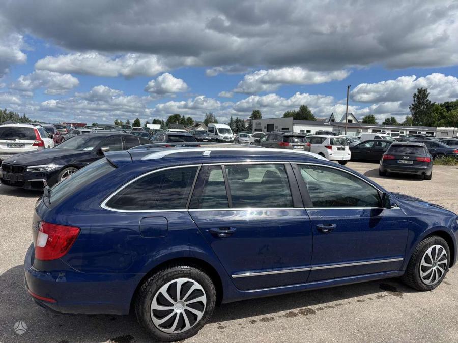 Zils Skoda SuperB 2011 Utena, ar dzinēja tilpumu 1.80 L un nobraukumu 191 tūkst. km par 4300 €, foto 8 vietnē AUTOMOTO.COM.LV