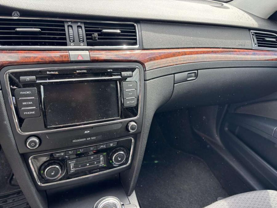 Zils Skoda SuperB 2011 Utena, ar dzinēja tilpumu 1.80 L un nobraukumu 191 tūkst. km par 4300 €, foto 14 vietnē AUTOMOTO.COM.LV