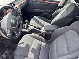 Zils Skoda SuperB 2011 Utena, ar dzinēja tilpumu 1.80 L un nobraukumu 191 tūkst. km par 4300 €, foto 17 vietnē AUTOMOTO.COM.LV
