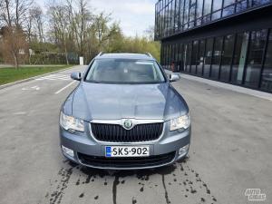 Blue Skoda SuperB 2012 in Panevezys, with an engine capacity of 2.00 L and mileage of 300 thousand km for 5100 €, photo 3 on AUTOMOTO.COM.LV