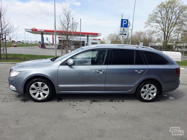 Blue Skoda SuperB 2012 in Panevezys, with an engine capacity of 2.00 L and mileage of 300 thousand km for 5100 €, photo 3 on AUTOMOTO.COM.LV