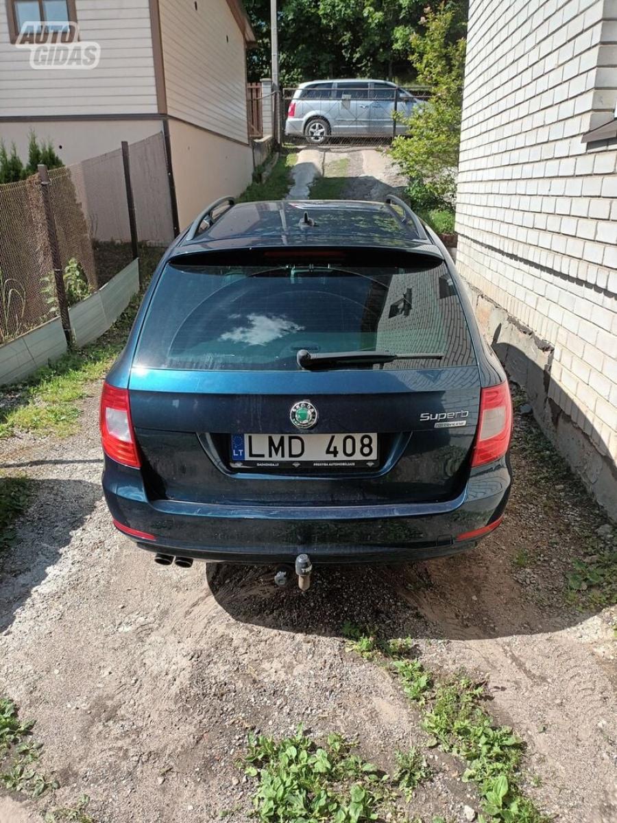 Blue Skoda SuperB 2012 in Kaunas, with an engine capacity of 1.60 L and mileage of 313 thousand km for 4000 €, photo 4 on AUTOMOTO.COM.LV