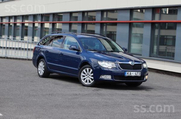 Blue Skoda SuperB 2012 in Riga, with an engine capacity of 2.00 L and mileage of 362 thousand km for 4980 €, photo 1 on AUTOMOTO.COM.LV