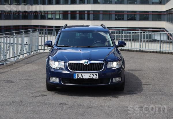 Blue Skoda SuperB 2012 in Riga, with an engine capacity of 2.00 L and mileage of 362 thousand km for 4980 €, photo 2 on AUTOMOTO.COM.LV