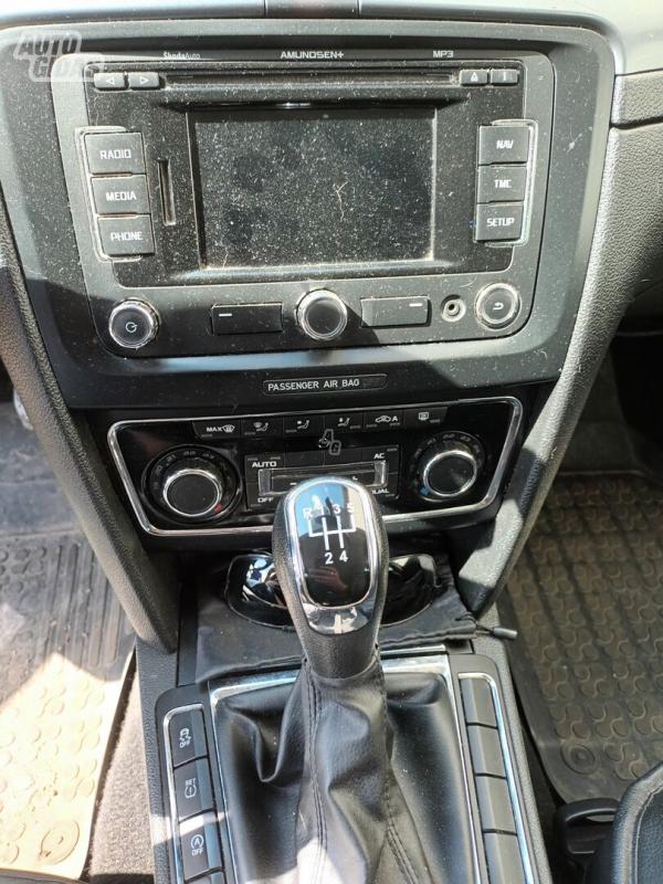 Blue Skoda SuperB 2012 in Kaunas, with an engine capacity of 1.60 L and mileage of 313 thousand km for 3850 €, photo 6 on AUTOMOTO.COM.LV
