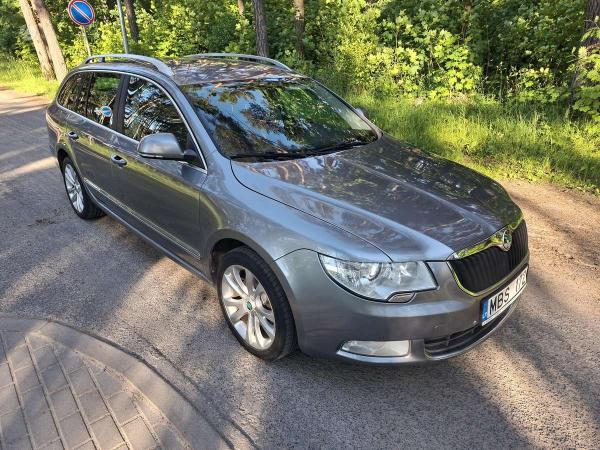 Blue Skoda SuperB 2012 in Ukmerge, with an engine capacity of 2.00 L and mileage of 350 thousand km for 4350 €, photo 1 on AUTOMOTO.COM.LV