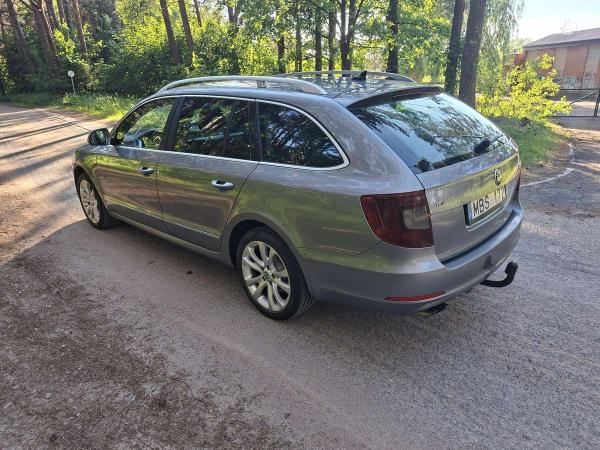 Blue Skoda SuperB 2012 in Ukmerge, with an engine capacity of 2.00 L and mileage of 350 thousand km for 4350 €, photo 4 on AUTOMOTO.COM.LV