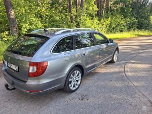 Blue Skoda SuperB 2012 in Ukmerge, with an engine capacity of 2.00 L and mileage of 350 thousand km for 4350 €, photo 6 on AUTOMOTO.COM.LV