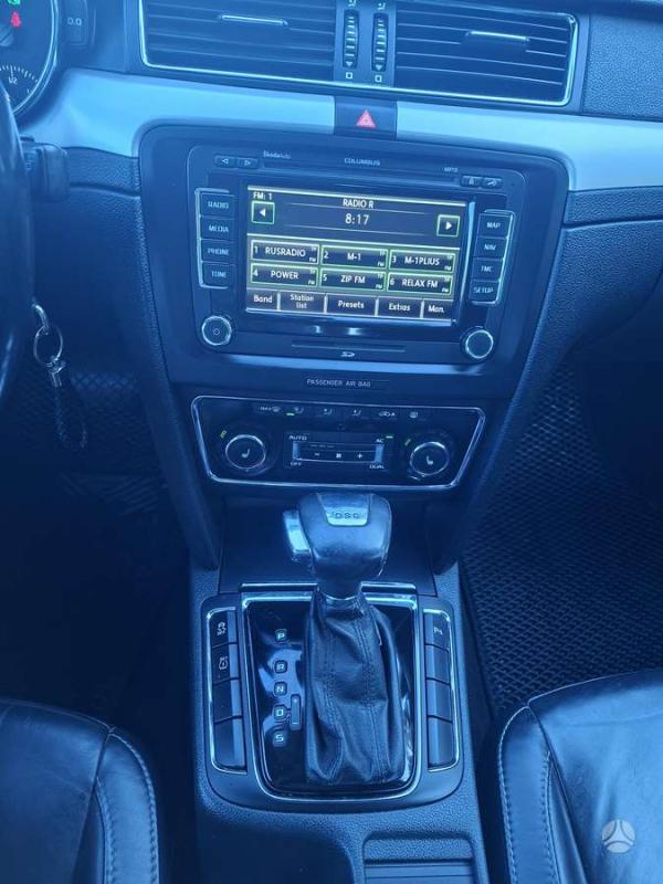 Blue Skoda SuperB 2012 in Ukmerge, with an engine capacity of 2.00 L and mileage of 350 thousand km for 4350 €, photo 10 on AUTOMOTO.COM.LV