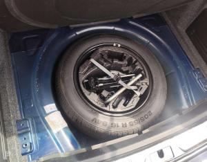 Blue Skoda SuperB 2012 in Siauliai, with an engine capacity of 1.97 L and mileage of 274 thousand km for 4250 €, photo 9 on AUTOMOTO.COM.LV