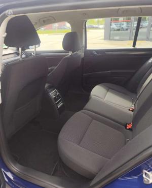 Blue Skoda SuperB 2012 in Siauliai, with an engine capacity of 1.97 L and mileage of 274 thousand km for 4250 €, photo 10 on AUTOMOTO.COM.LV