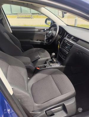 Blue Skoda SuperB 2012 in Siauliai, with an engine capacity of 1.97 L and mileage of 274 thousand km for 4250 €, photo 12 on AUTOMOTO.COM.LV