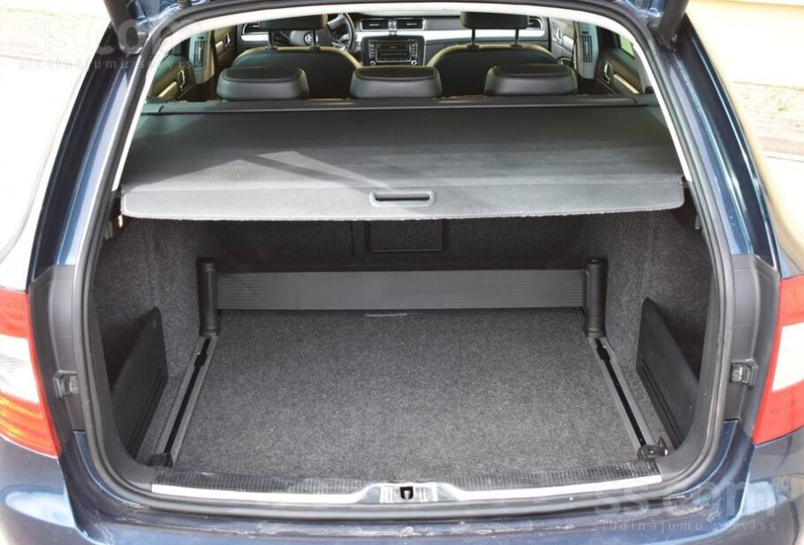 Blue Skoda SuperB 2014 in Talsi, with an engine capacity of 2.00 L and mileage of 335 thousand km for 6300 €, photo 10 on AUTOMOTO.COM.LV