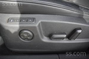 Blue Skoda SuperB 2014 in Talsi, with an engine capacity of 2.00 L and mileage of 335 thousand km for 6300 €, photo 13 on AUTOMOTO.COM.LV