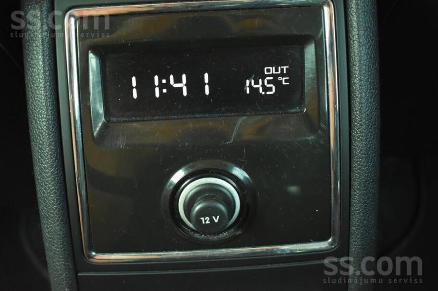 Blue Skoda SuperB 2014 in Talsi, with an engine capacity of 2.00 L and mileage of 335 thousand km for 6300 €, photo 15 on AUTOMOTO.COM.LV