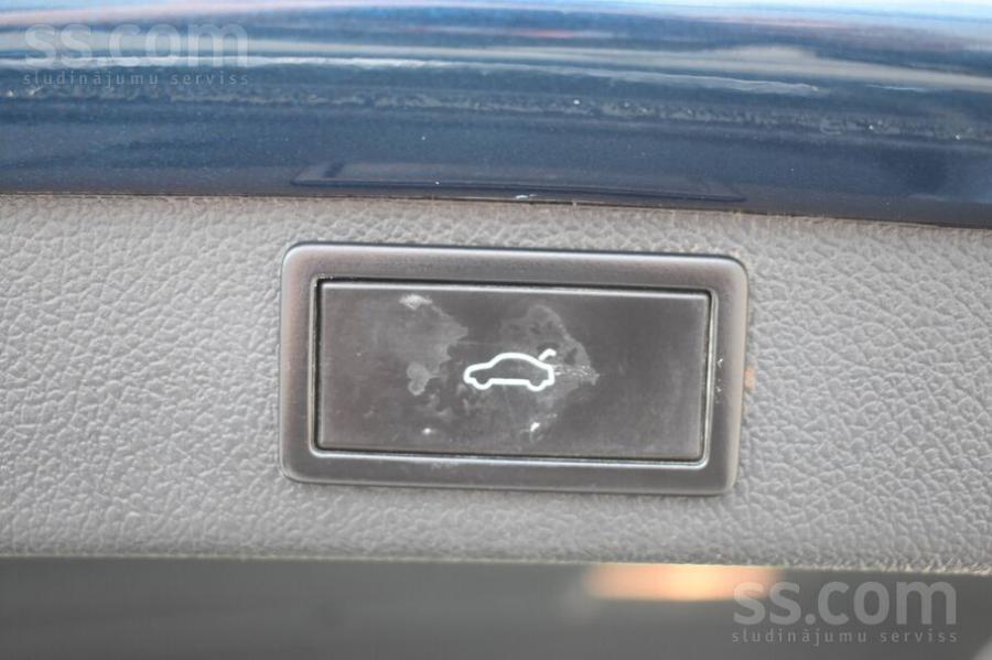 Blue Skoda SuperB 2014 in Talsi, with an engine capacity of 2.00 L and mileage of 335 thousand km for 6300 €, photo 16 on AUTOMOTO.COM.LV