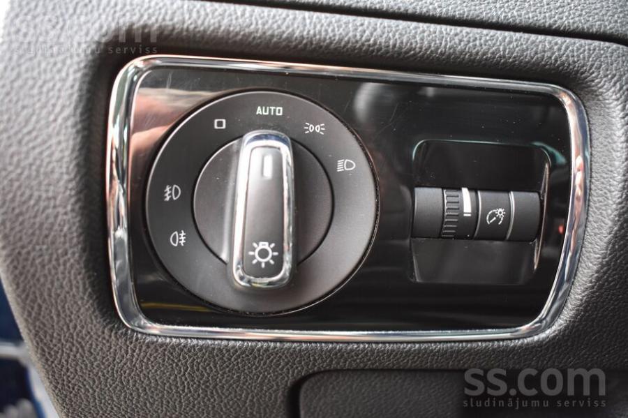Blue Skoda SuperB 2014 in Talsi, with an engine capacity of 2.00 L and mileage of 335 thousand km for 6300 €, photo 18 on AUTOMOTO.COM.LV