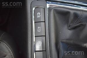 Blue Skoda SuperB 2014 in Talsi, with an engine capacity of 2.00 L and mileage of 335 thousand km for 6300 €, photo 21 on AUTOMOTO.COM.LV