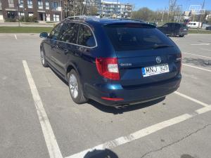 Blue Skoda SuperB 2014 in Vilnius, with an engine capacity of 2.00 L and mileage of 277 thousand km for 6200 €, photo 9 on AUTOMOTO.COM.LV