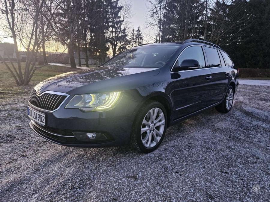 Blue Skoda SuperB 2015 in Radviliskis, with an engine capacity of 1.97 L and mileage of 300 thousand km for 6600 €, photo 3 on AUTOMOTO.COM.LV