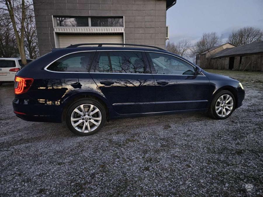 Blue Skoda SuperB 2015 in Radviliskis, with an engine capacity of 1.97 L and mileage of 300 thousand km for 6600 €, photo 9 on AUTOMOTO.COM.LV