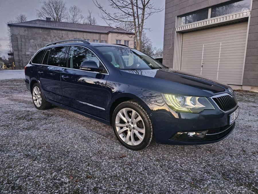 Blue Skoda SuperB 2015 in Radviliskis, with an engine capacity of 1.97 L and mileage of 300 thousand km for 6600 €, photo 12 on AUTOMOTO.COM.LV