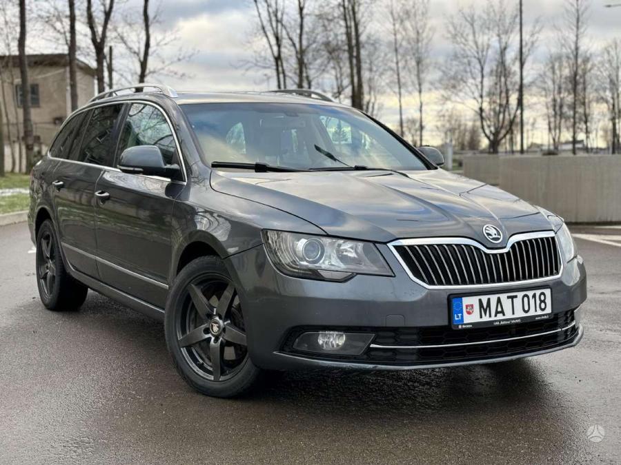 Blue Skoda SuperB 2015 in Ukmerge, with an engine capacity of 1.97 L and mileage of 358 thousand km for 6600 €, photo 1 on AUTOMOTO.COM.LV