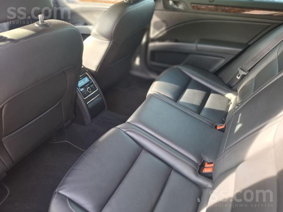 Zils Skoda SuperB 2015 Limbaži, ar dzinēja tilpumu 1.60 L un nobraukumu 194 tūkst. km par 6950 €, foto 7 vietnē AUTOMOTO.COM.LV