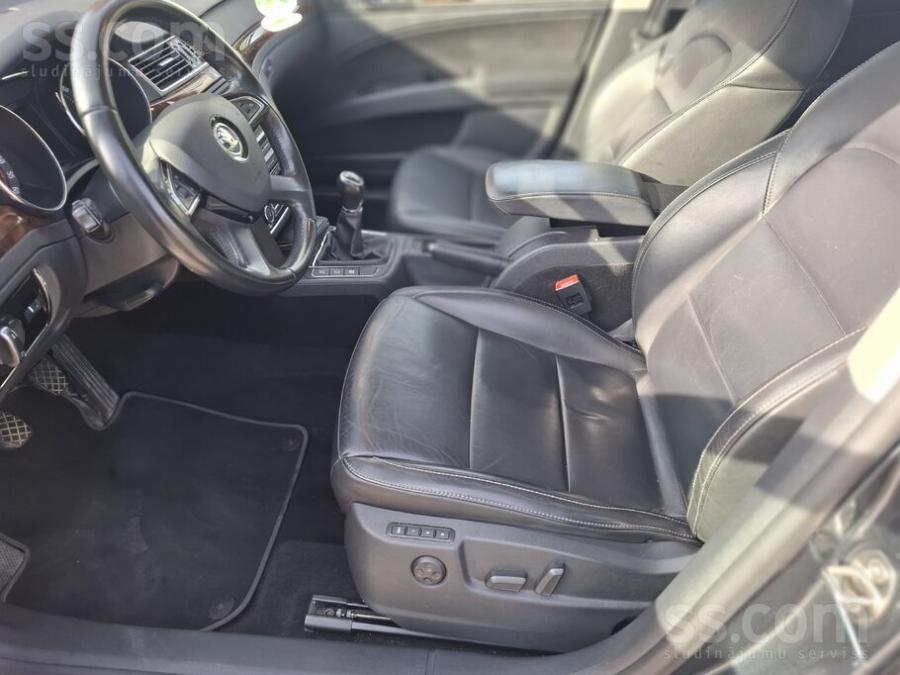 Zils Skoda SuperB 2015 Limbaži, ar dzinēja tilpumu 1.60 L un nobraukumu 194 tūkst. km par 6950 €, foto 8 vietnē AUTOMOTO.COM.LV