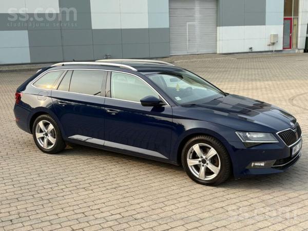Zils Skoda SuperB 2016 Dobele, ar dzinēja tilpumu 2.00 L un nobraukumu 278 tūkst. km par 11100 €, foto 1 vietnē AUTOMOTO.COM.LV