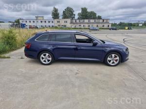 Zils Skoda SuperB 2016 Liepāja, ar dzinēja tilpumu 2.00 L un nobraukumu 270 tūkst. km par 12600 €, foto 2 vietnē AUTOMOTO.COM.LV