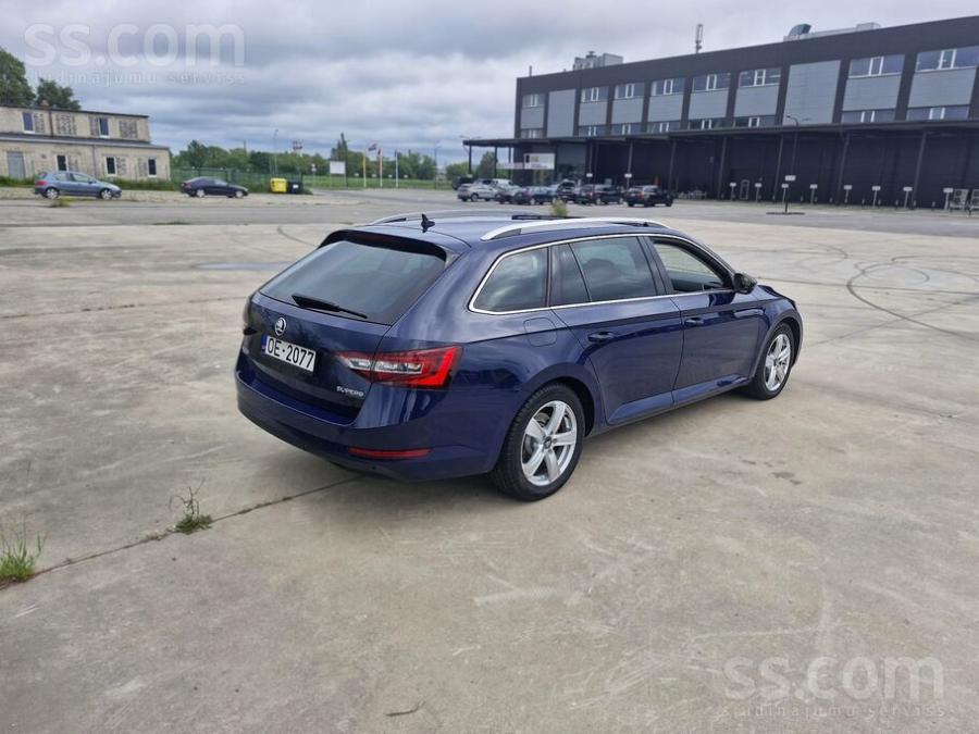 Zils Skoda SuperB 2016 Liepāja, ar dzinēja tilpumu 2.00 L un nobraukumu 270 tūkst. km par 12600 €, foto 3 vietnē AUTOMOTO.COM.LV