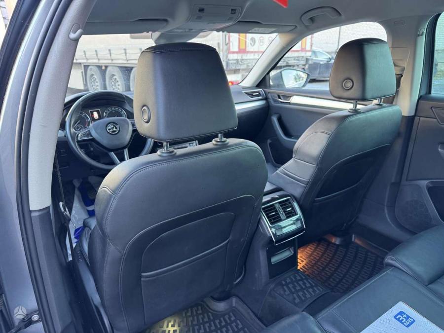 Blue Skoda SuperB 2016 in Ukmerge, with an engine capacity of 1.60 L and mileage of 334 thousand km for 8150 €, photo 21 on AUTOMOTO.COM.LV