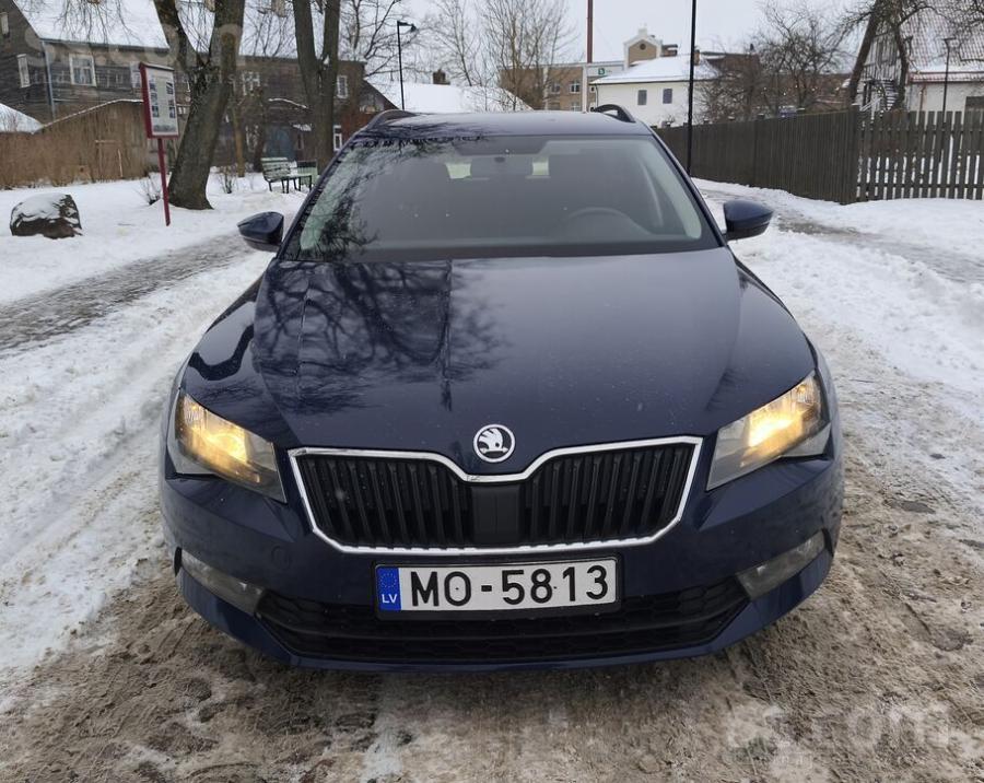 Zils Skoda SuperB 2016 Jelgava, ar dzinēja tilpumu 2.00 L un nobraukumu 0 tūkst. km par 8790 €, foto 5 vietnē AUTOMOTO.COM.LV