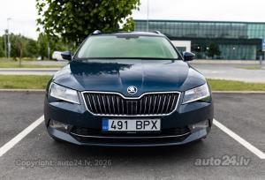 Zils Skoda SuperB 2016 Tallina, ar dzinēja tilpumu 2.00 L un nobraukumu 398 tūkst. km par 7490 €, foto 3 vietnē AUTOMOTO.COM.LV