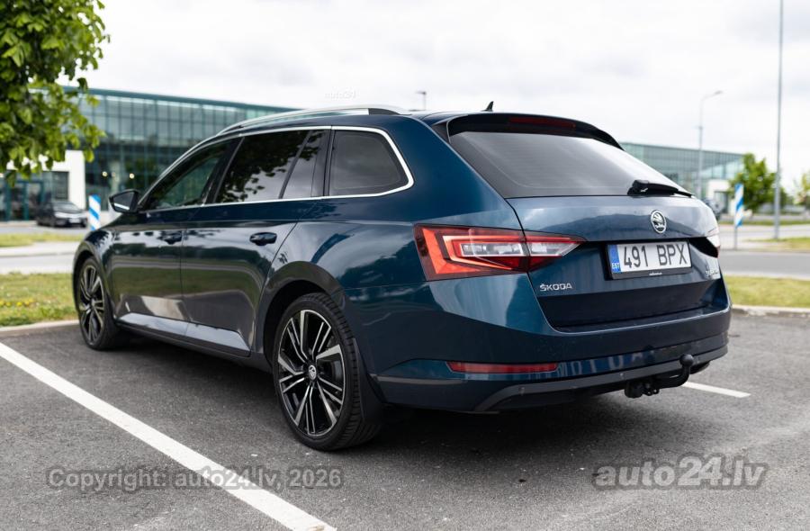 Zils Skoda SuperB 2016 Tallina, ar dzinēja tilpumu 2.00 L un nobraukumu 398 tūkst. km par 7490 €, foto 5 vietnē AUTOMOTO.COM.LV
