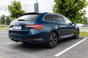 Zils Skoda SuperB 2016 Tallina, ar dzinēja tilpumu 2.00 L un nobraukumu 398 tūkst. km par 7490 €, foto 7 vietnē AUTOMOTO.COM.LV