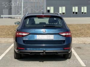 Blue Skoda SuperB 2016 in Riga, with an engine capacity of 1.60 L and mileage of 316 thousand km for 7590 €, photo 5 on AUTOMOTO.COM.LV