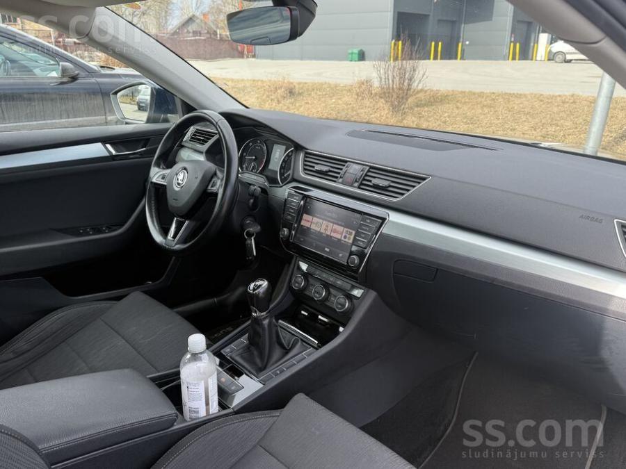 Blue Skoda SuperB 2016 in Riga, with an engine capacity of 1.60 L and mileage of 316 thousand km for 7590 €, photo 8 on AUTOMOTO.COM.LV