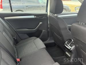 Blue Skoda SuperB 2016 in Riga, with an engine capacity of 1.60 L and mileage of 316 thousand km for 7590 €, photo 12 on AUTOMOTO.COM.LV